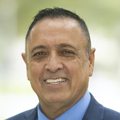 Leonel Lagos – The Conversation