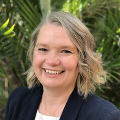 Kelly Hine – The Conversation
