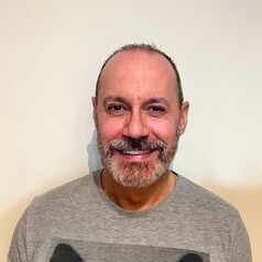 Emilio Gil Martín – The Conversation