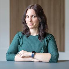 Diana Miranda – The Conversation